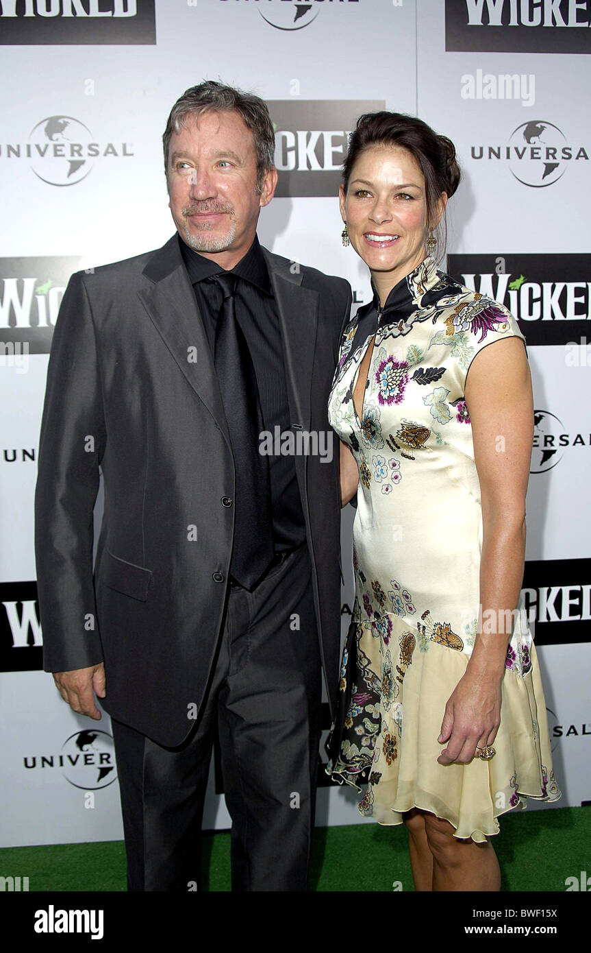WICKED Opening Night Hosted by Universal Pictures Stock Photo - Alamy