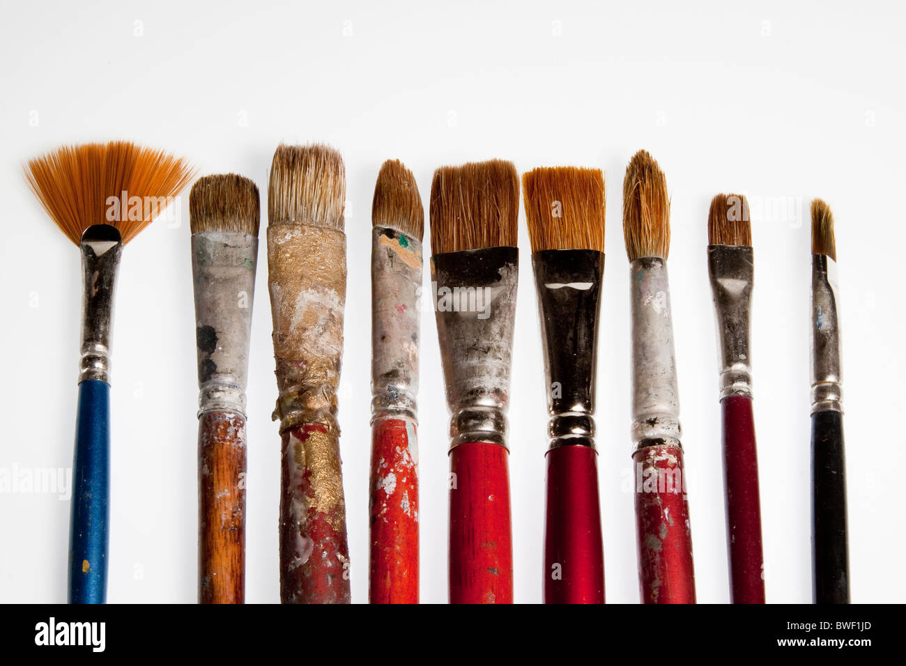 Old paint brushes hi-res stock photography and images - Alamy