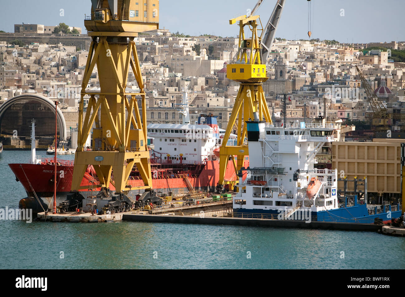 Drydock facilities Valetta Harbour Malta Stock Photo - Alamy