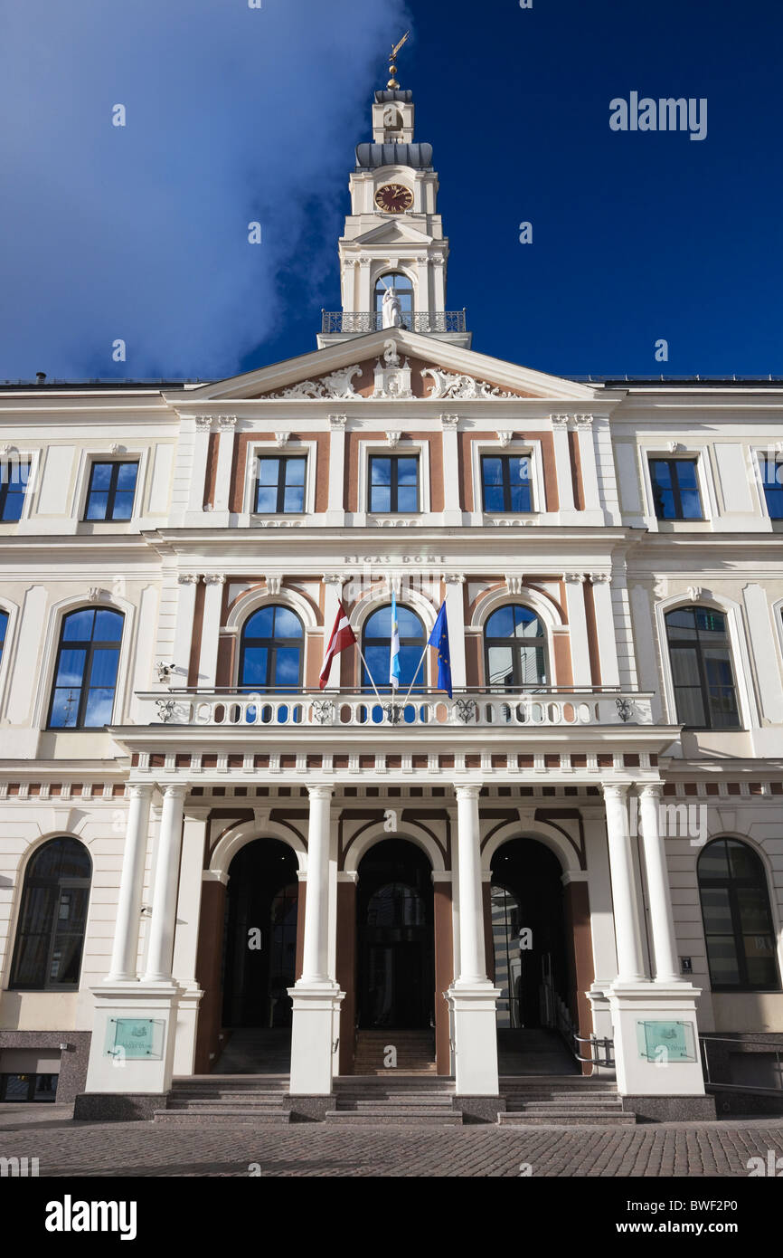 Riga main square hi-res stock photography and images - Alamy