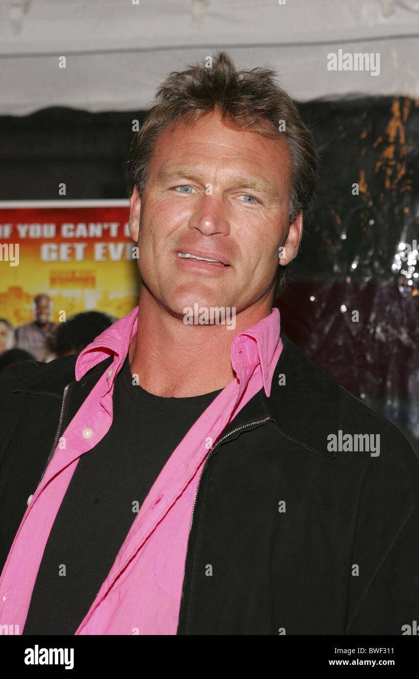 THE LONGEST YARD Premiere Stock Photo - Alamy