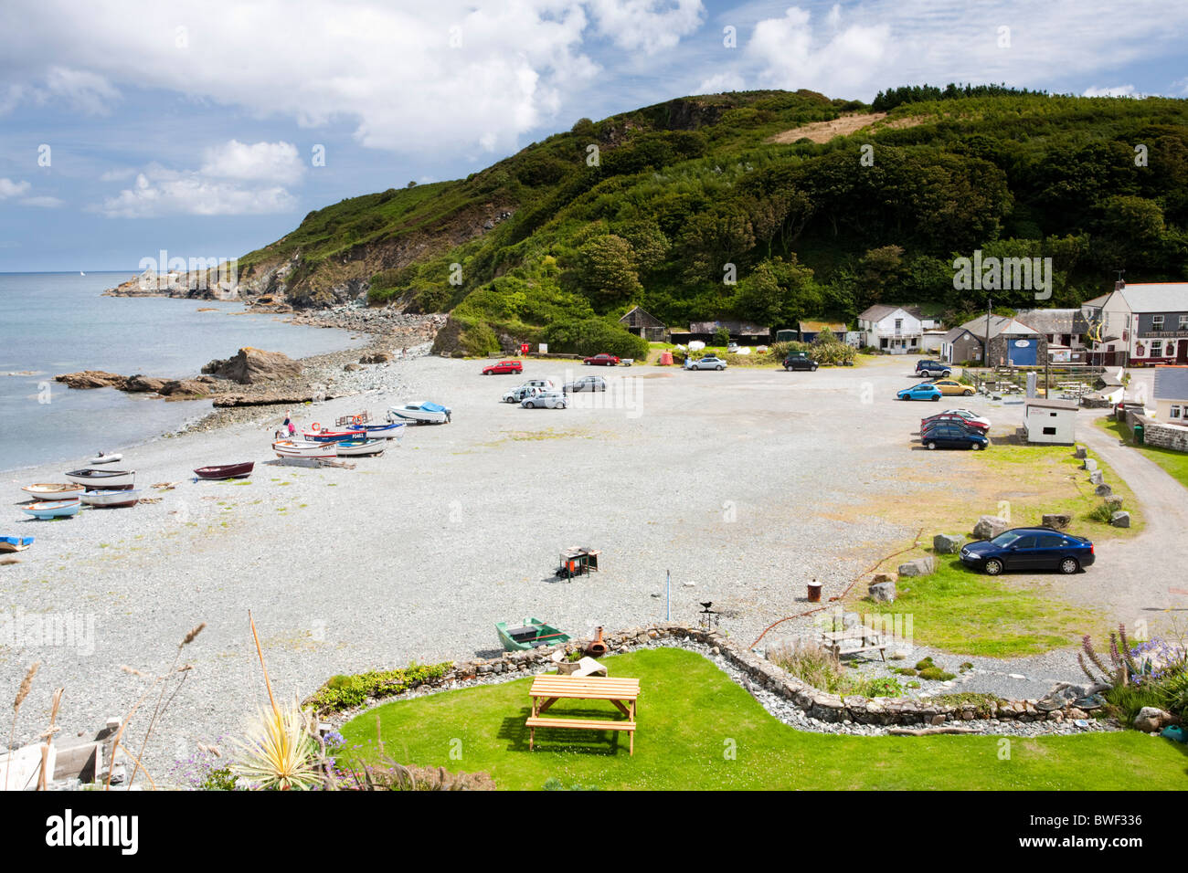 Porthallow cornwall hi-res stock photography and images - Alamy