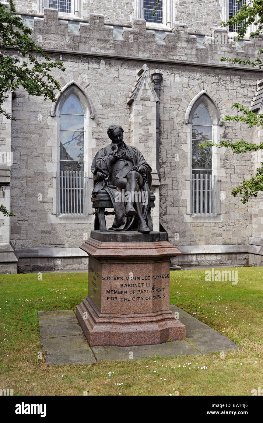 Sir benjamin guinness hi-res stock photography and images - Alamy