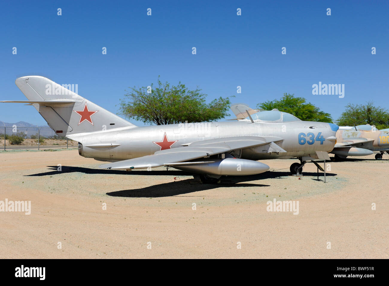 Pima Air & Space Museum Tuscon Arizona Soviet MiG 17 PF jet interceptor ...