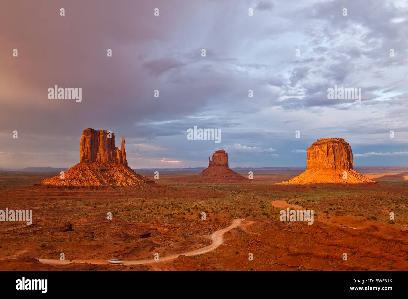 Mitten buttes hi-res stock photography and images - Alamy