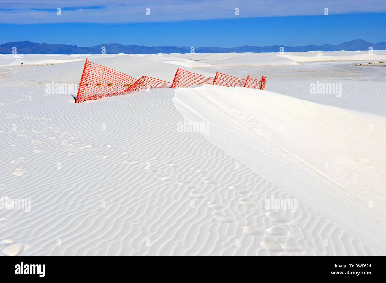 Erosion fence white sands hi-res stock photography and images - Alamy