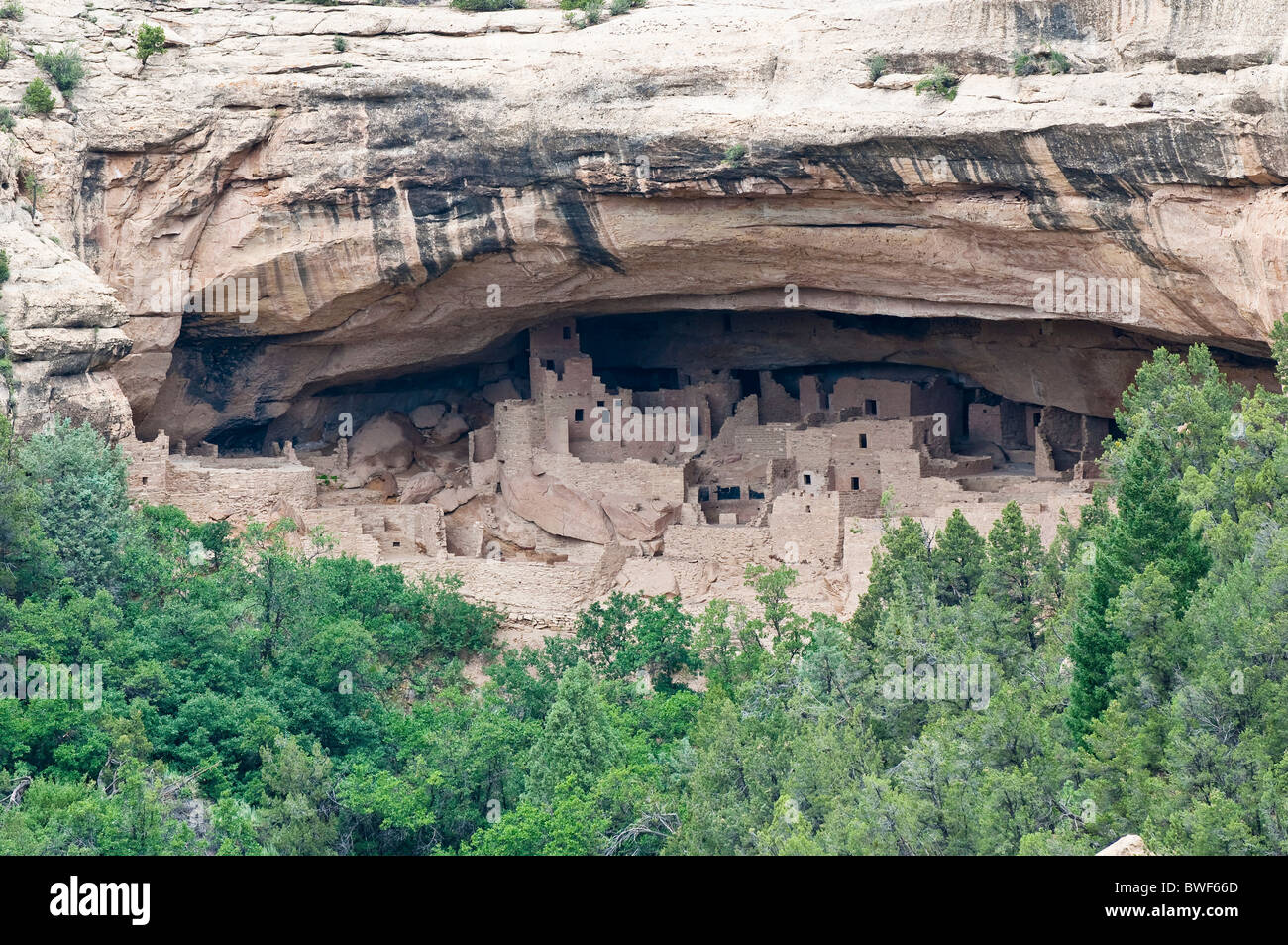 Cliff Palace, Historic buildings in the Ancestral Puebloans, Mesa Verde ...