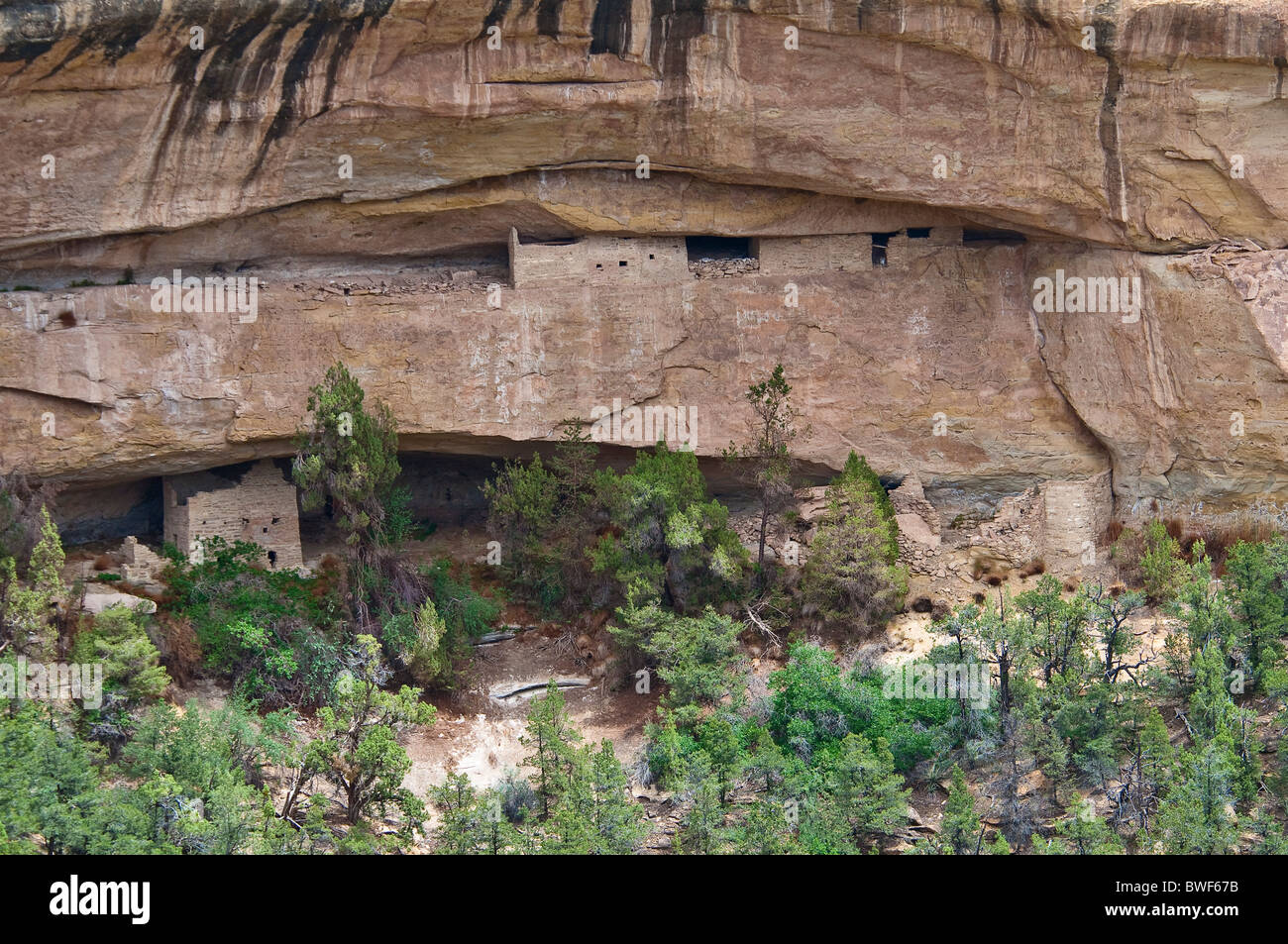 Sunset House, a cliff dwelling of the Ancestral Puebloans American ...
