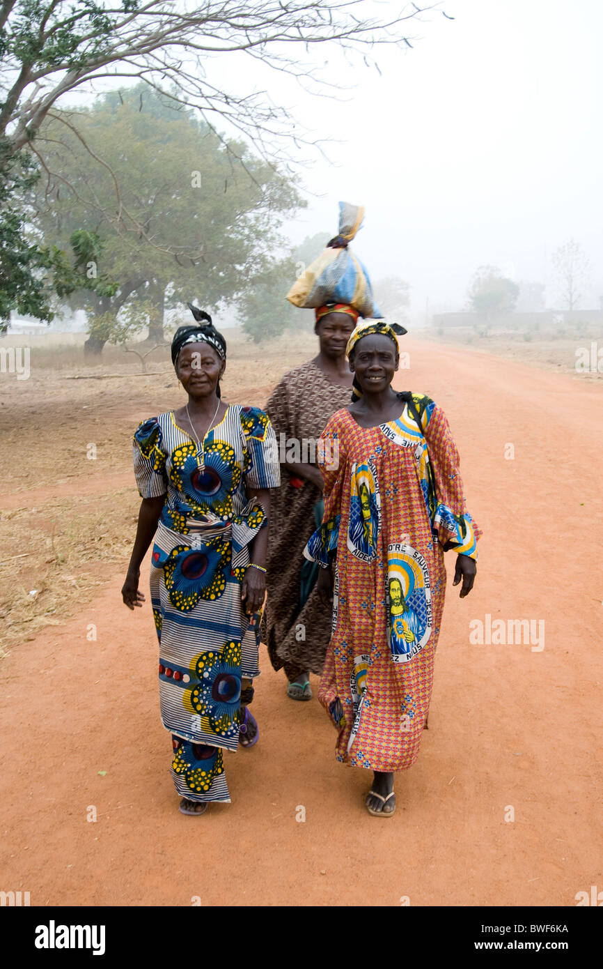 Walking on the track to the market Central African Republic Stock Photo ...