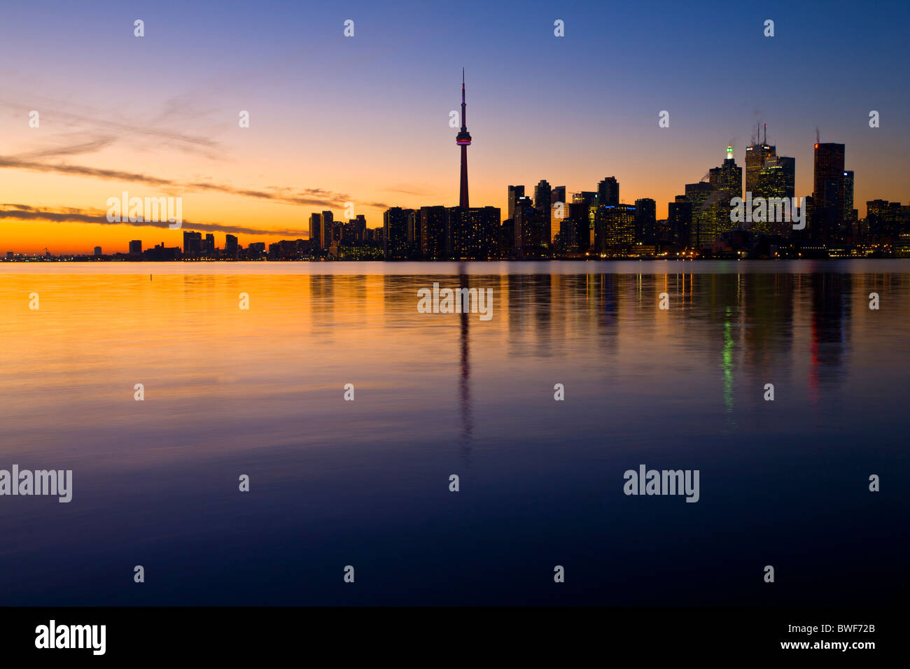 Toronto sunset hi-res stock photography and images - Alamy