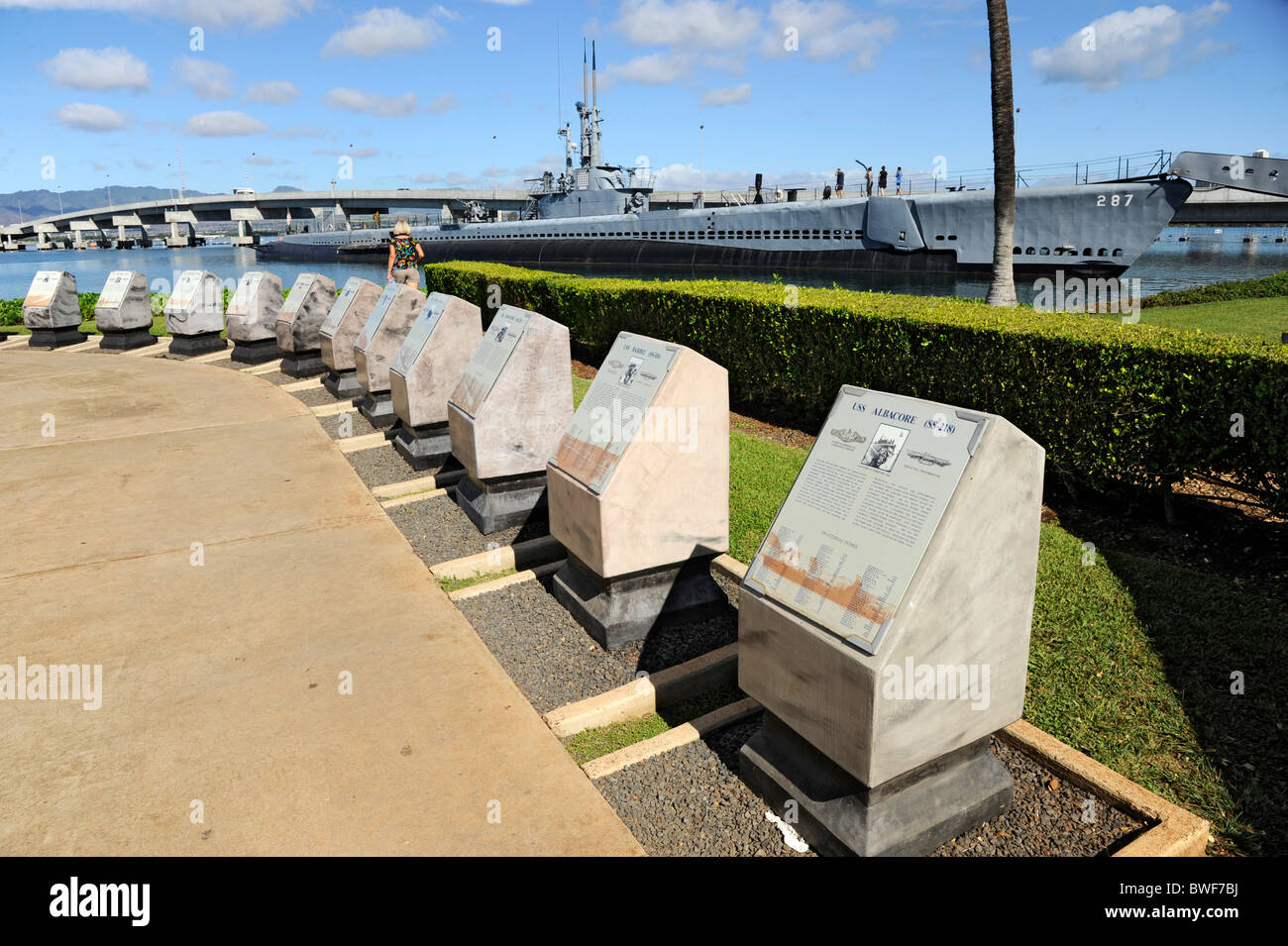 Memorials to honor seamen and ships sunk during World War II Pearl ...