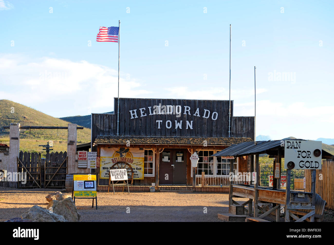 Tombstone western heritage museum tombstone hi-res stock photography ...