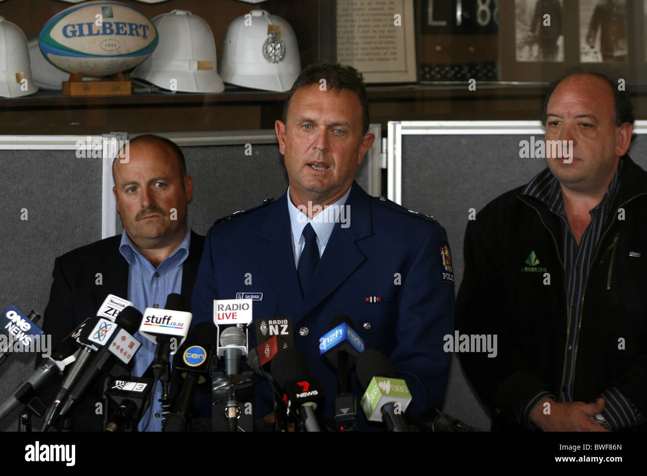 Supt Gary Knowles, Mine Rescue NZ manager Trevor Watts (shortest) and ...