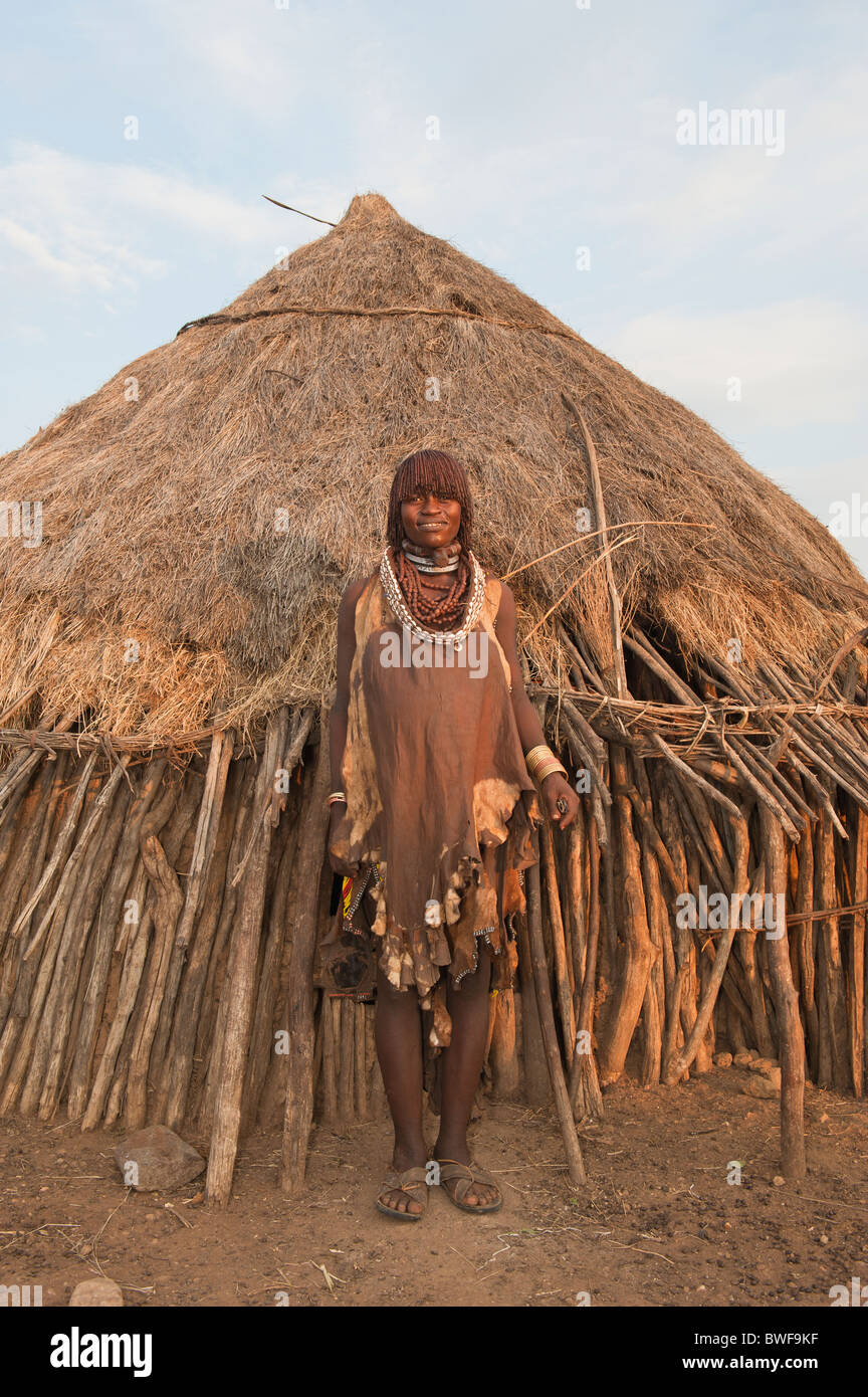 African tribe women pregnant hi-res stock photography and images - Alamy