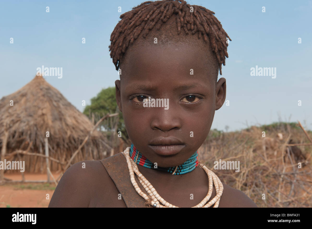 Ethiopia hamer children hi-res stock photography and images - Alamy