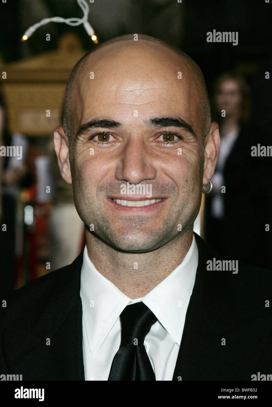 Usher's New Look Foundation Gala Benefit Stock Photo - Alamy