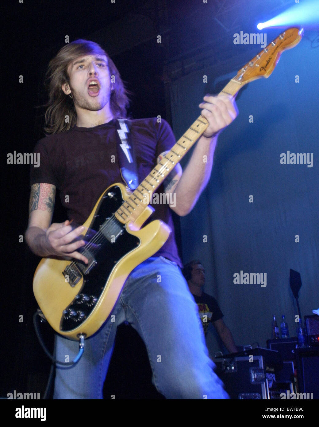 Rock against bush concert tour hi-res stock photography and images - Alamy