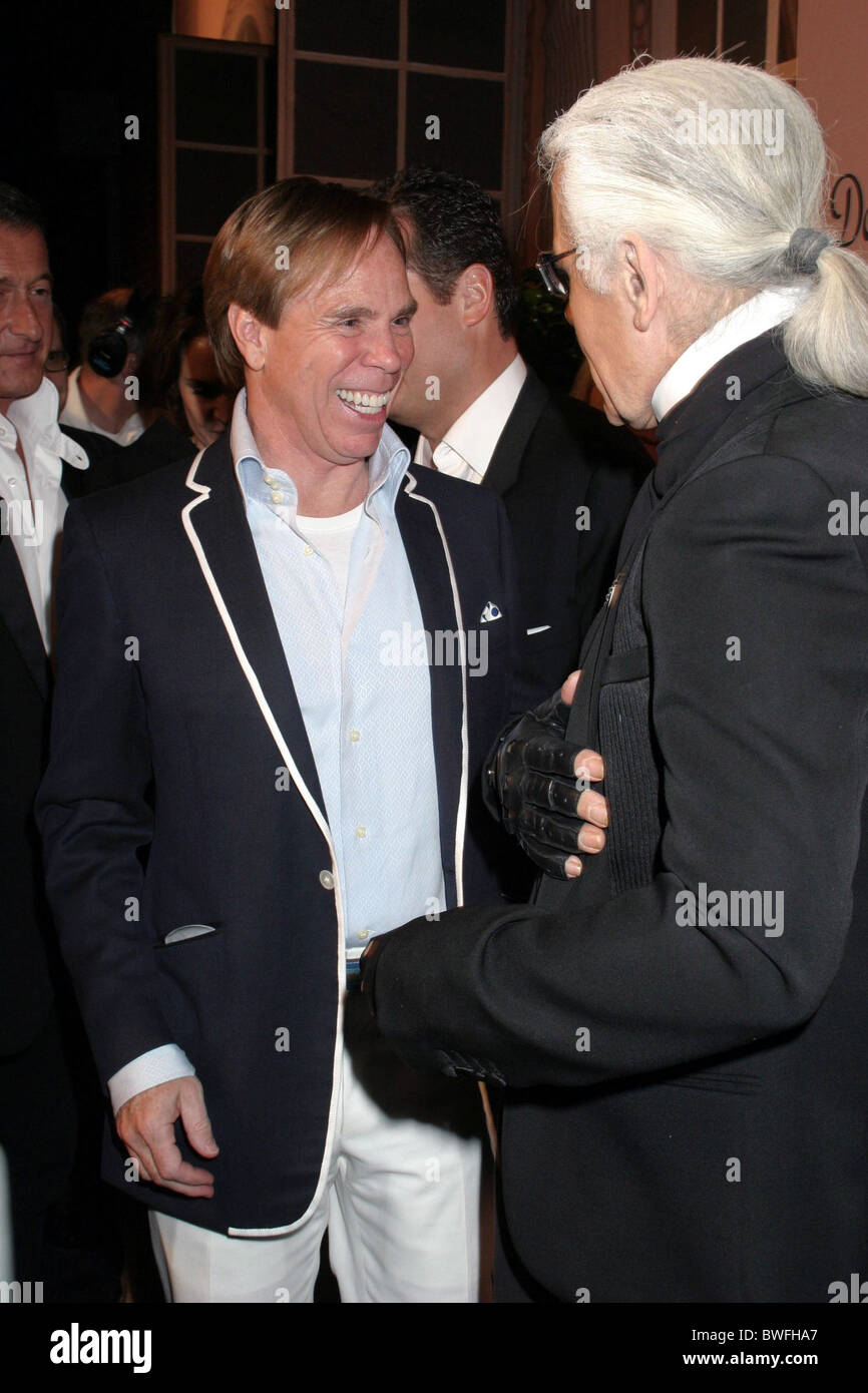 Dom perignon party hi-res stock photography and images - Alamy