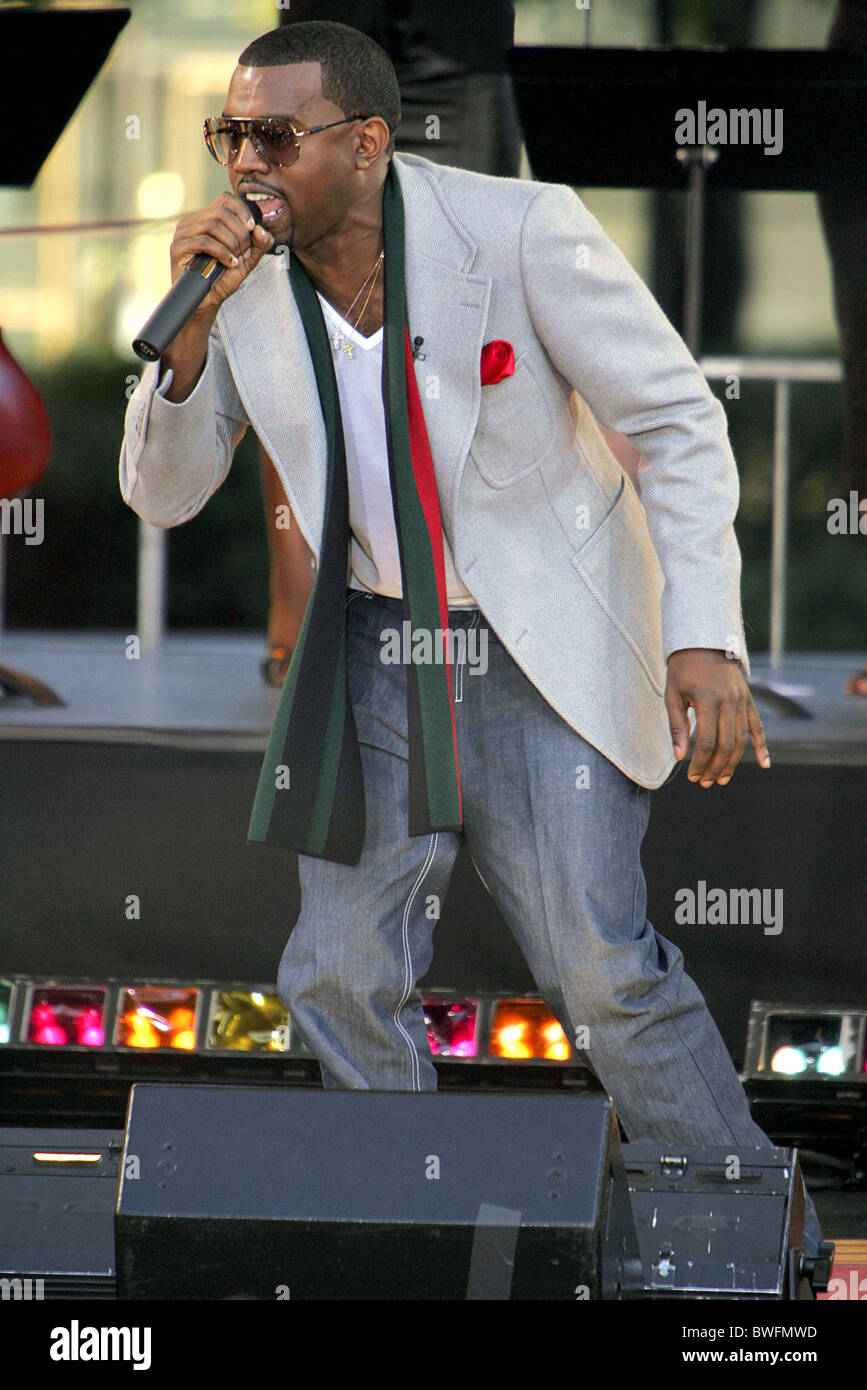 ABC Good Morning America Summer Concert Stock Photo - Alamy