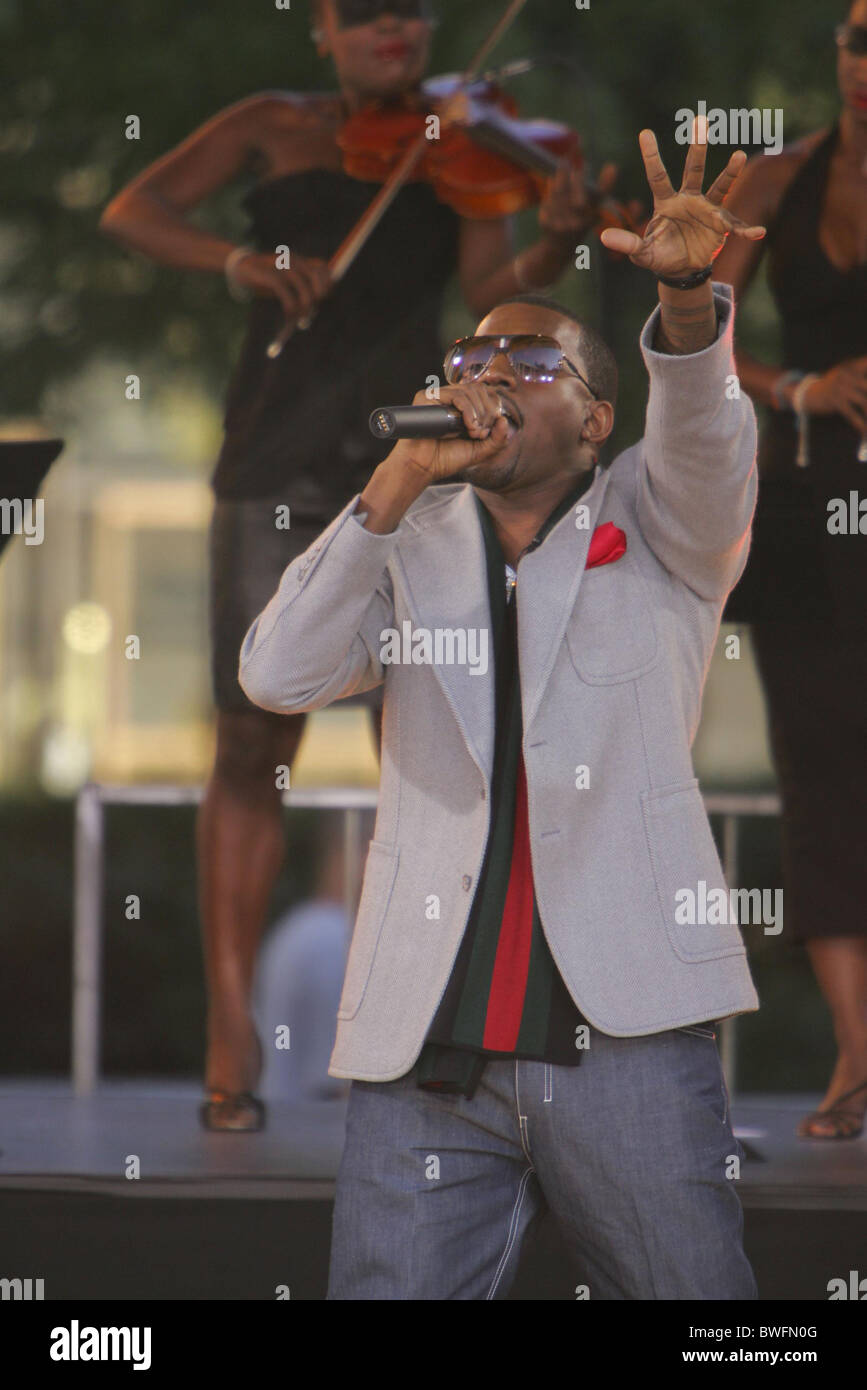 ABC Good Morning America Summer Concert Stock Photo - Alamy