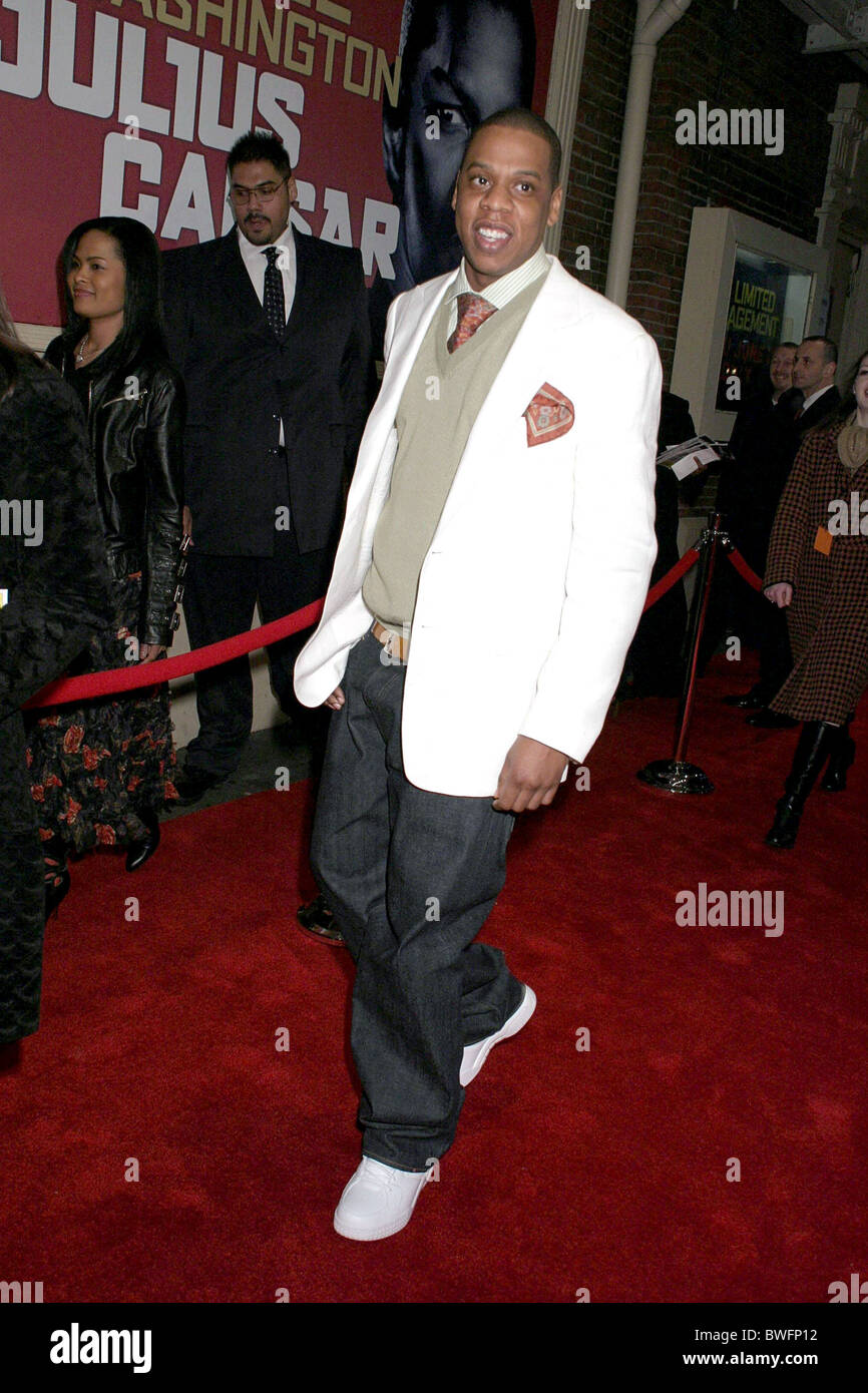 Opening of JULIUS CAESAR with Denzel Washington Stock Photo - Alamy