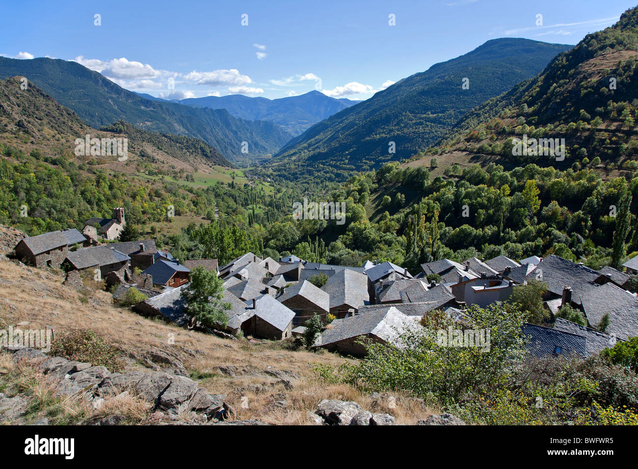 Pyrenees village hi-res stock photography and images - Alamy