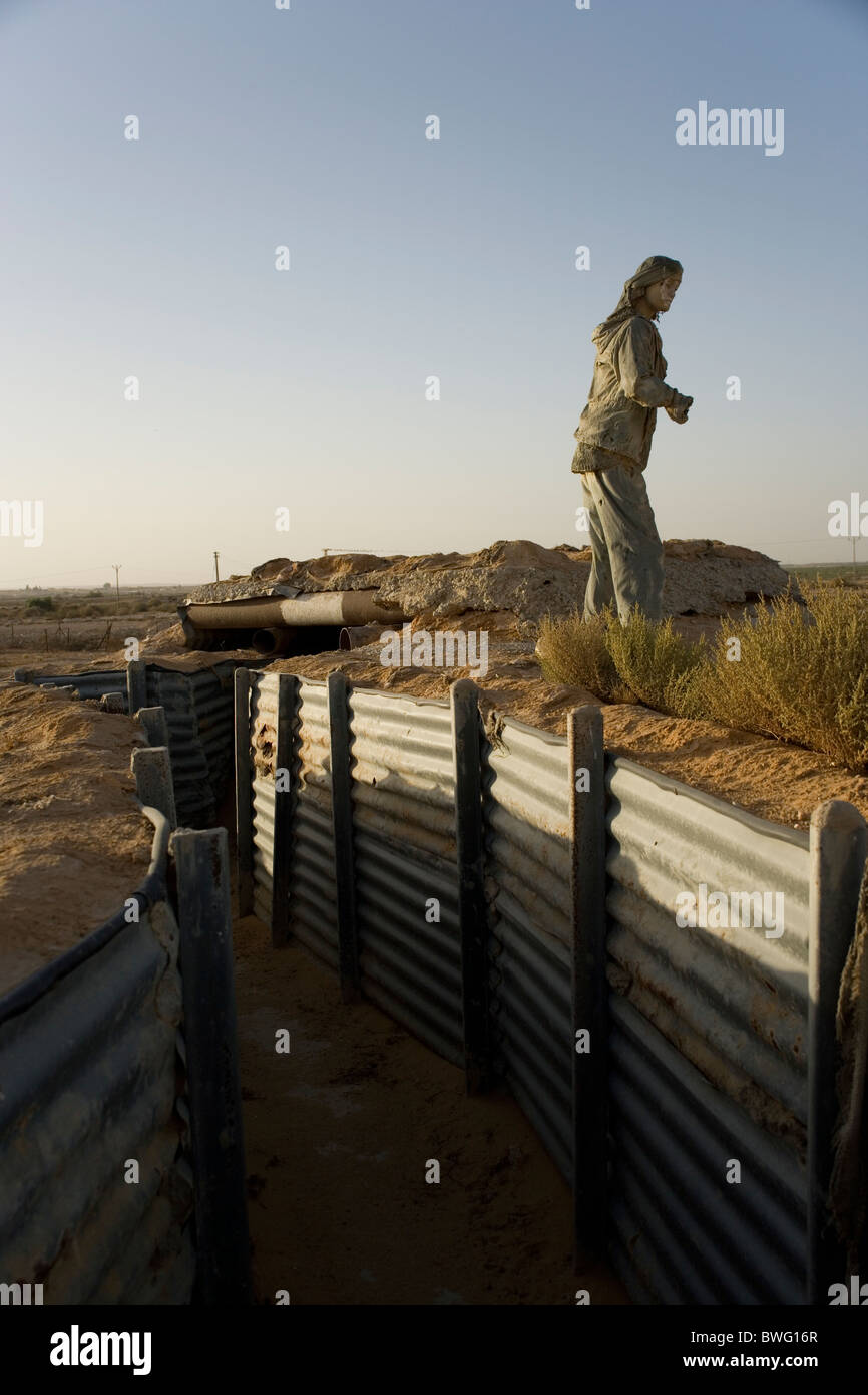 Slit trench hi-res stock photography and images - Alamy