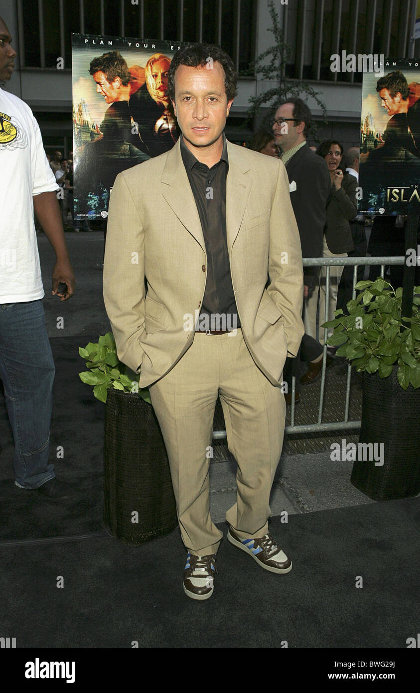 THE ISLAND Premiere Stock Photo - Alamy