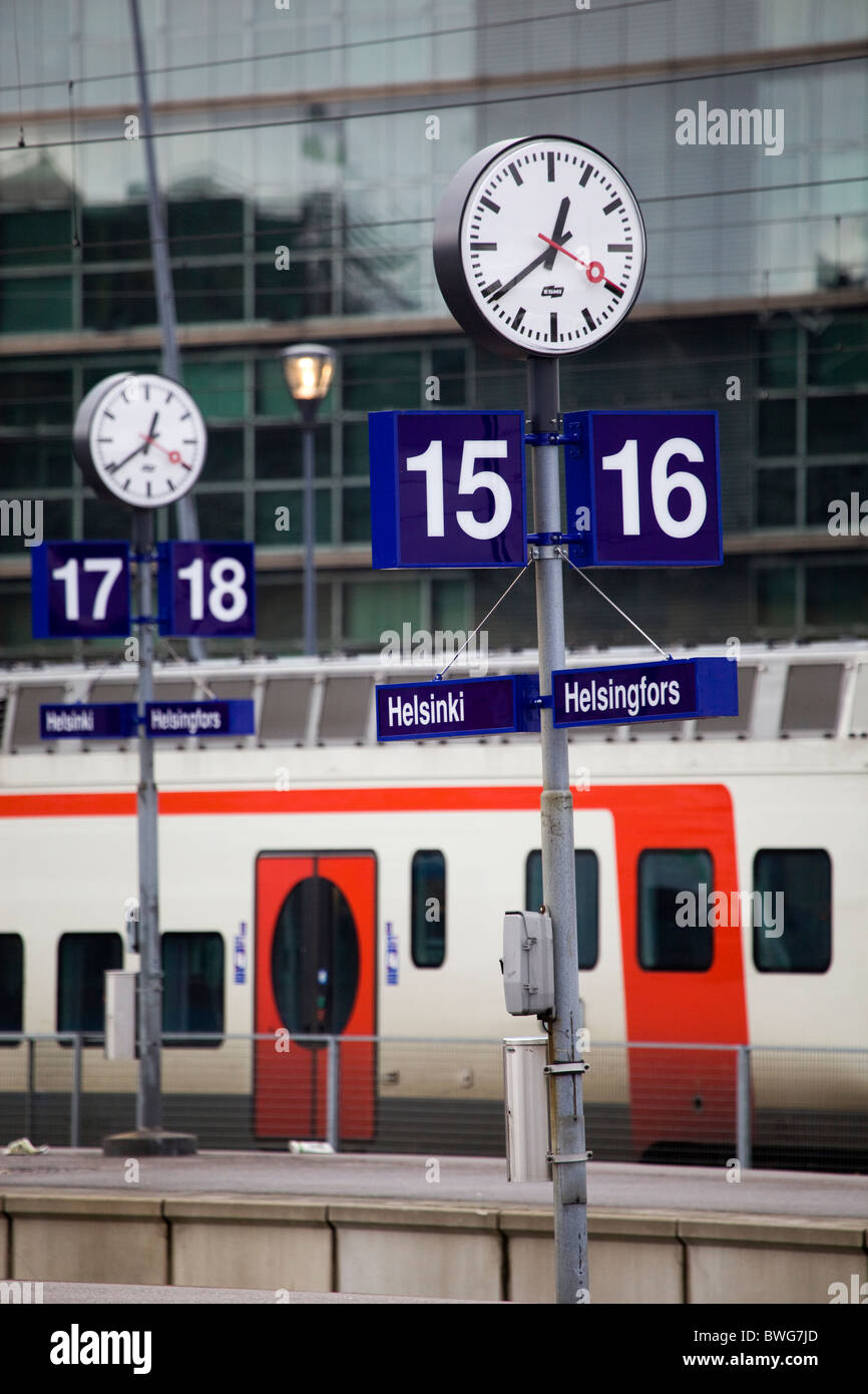 Rautatieasema Train Station Helsinki Finland Stock Photo - Alamy