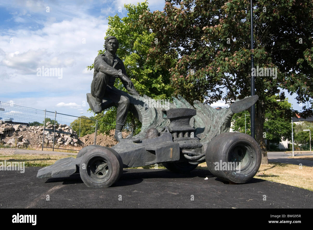super swede ronnie peterson statue in orebro sweden swedish racing ...