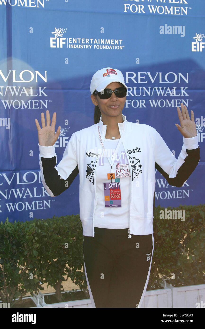 12th annual revlon run walk hi-res stock photography and images - Alamy