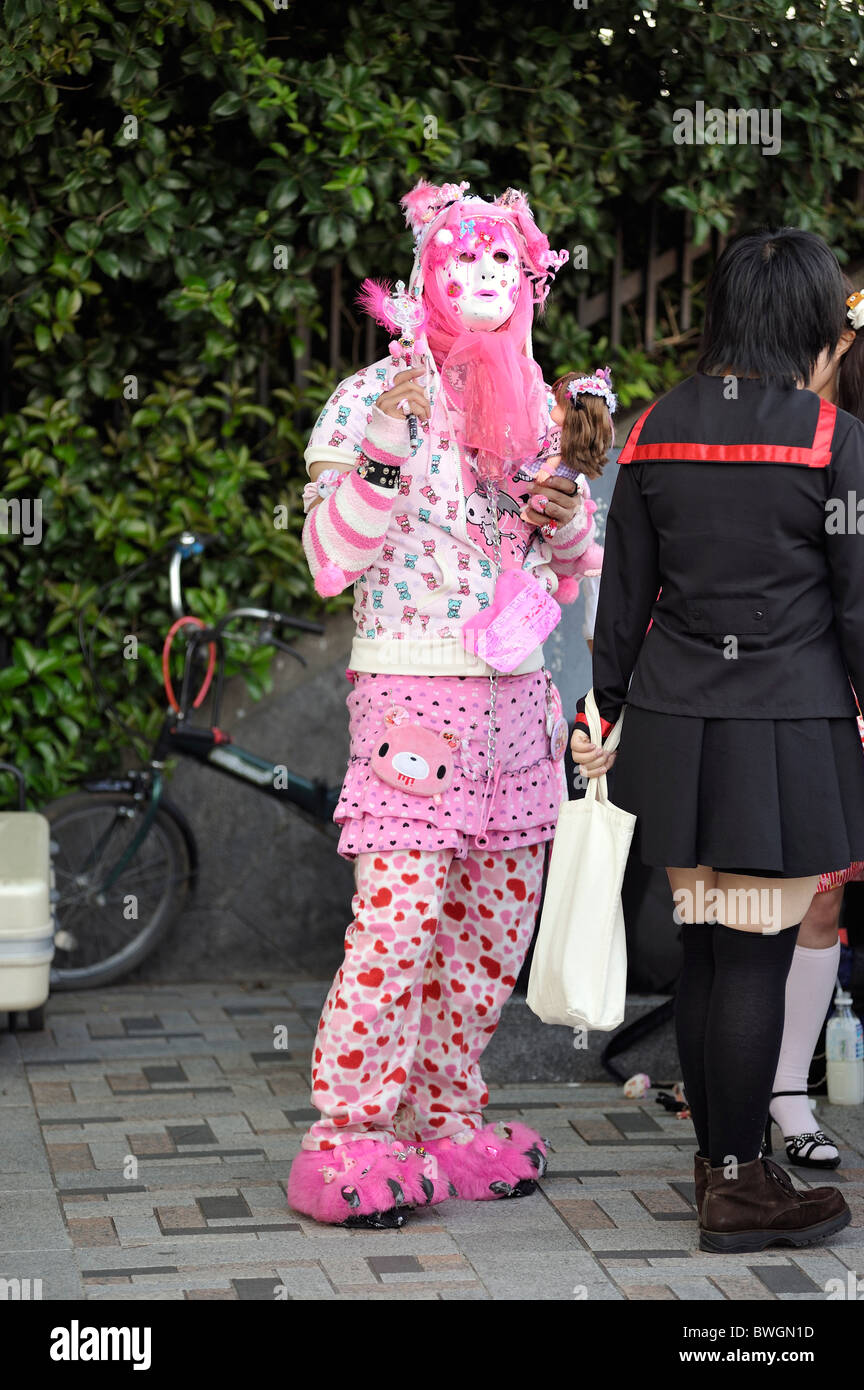 Harajuku Girls Cosplay Stock Photos & Harajuku Girls Cosplay Stock ...