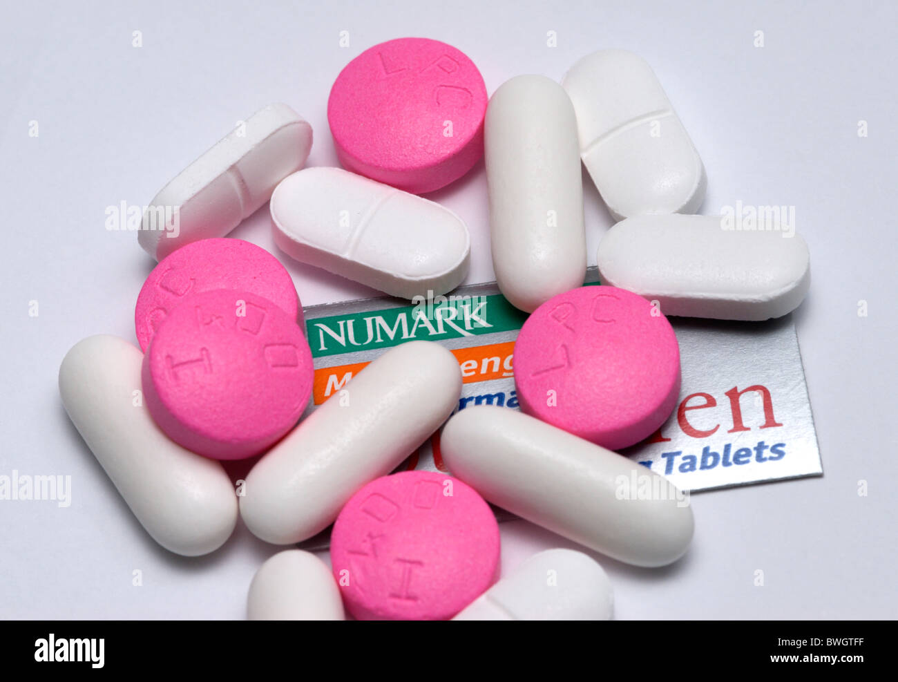 Generic Numark Chemists image showing a selection of tablets around the ...