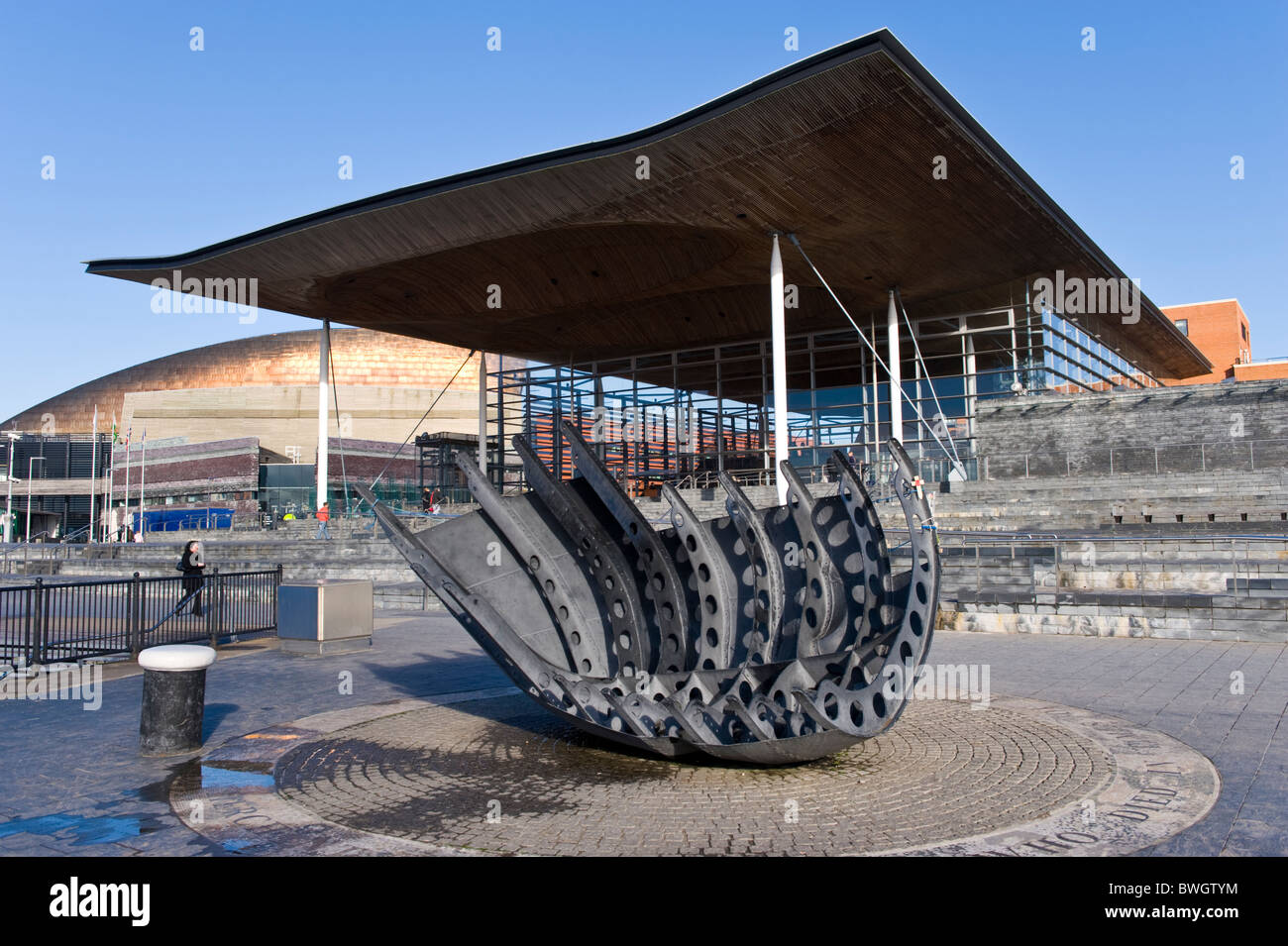 The wales senedd building hi-res stock photography and images - Alamy