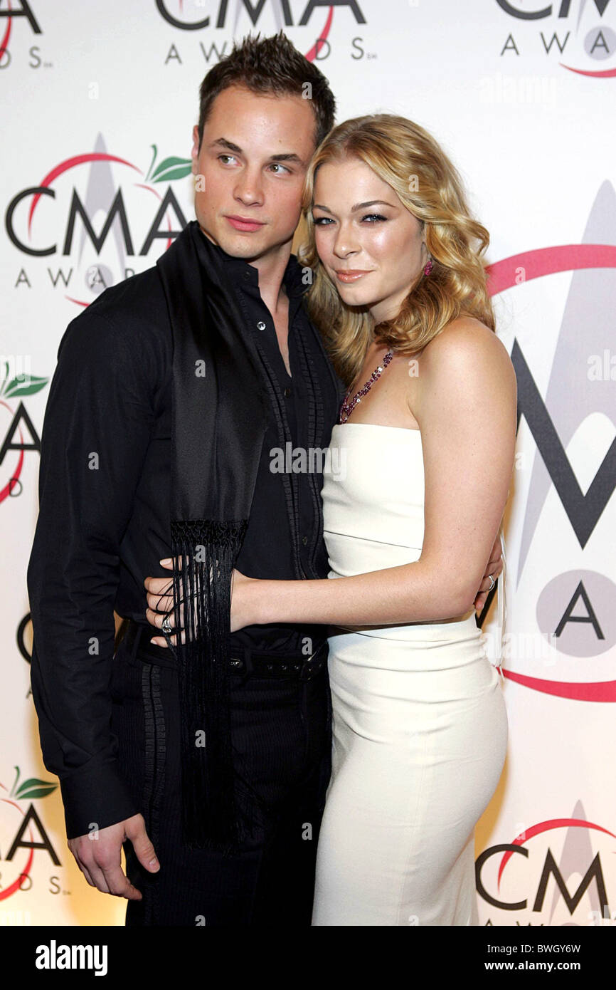 39th Annual Country Music Association CMA Awards Stock Photo - Alamy 39th Annual Country Music Association CMA Awards Stock Photo - Alamy