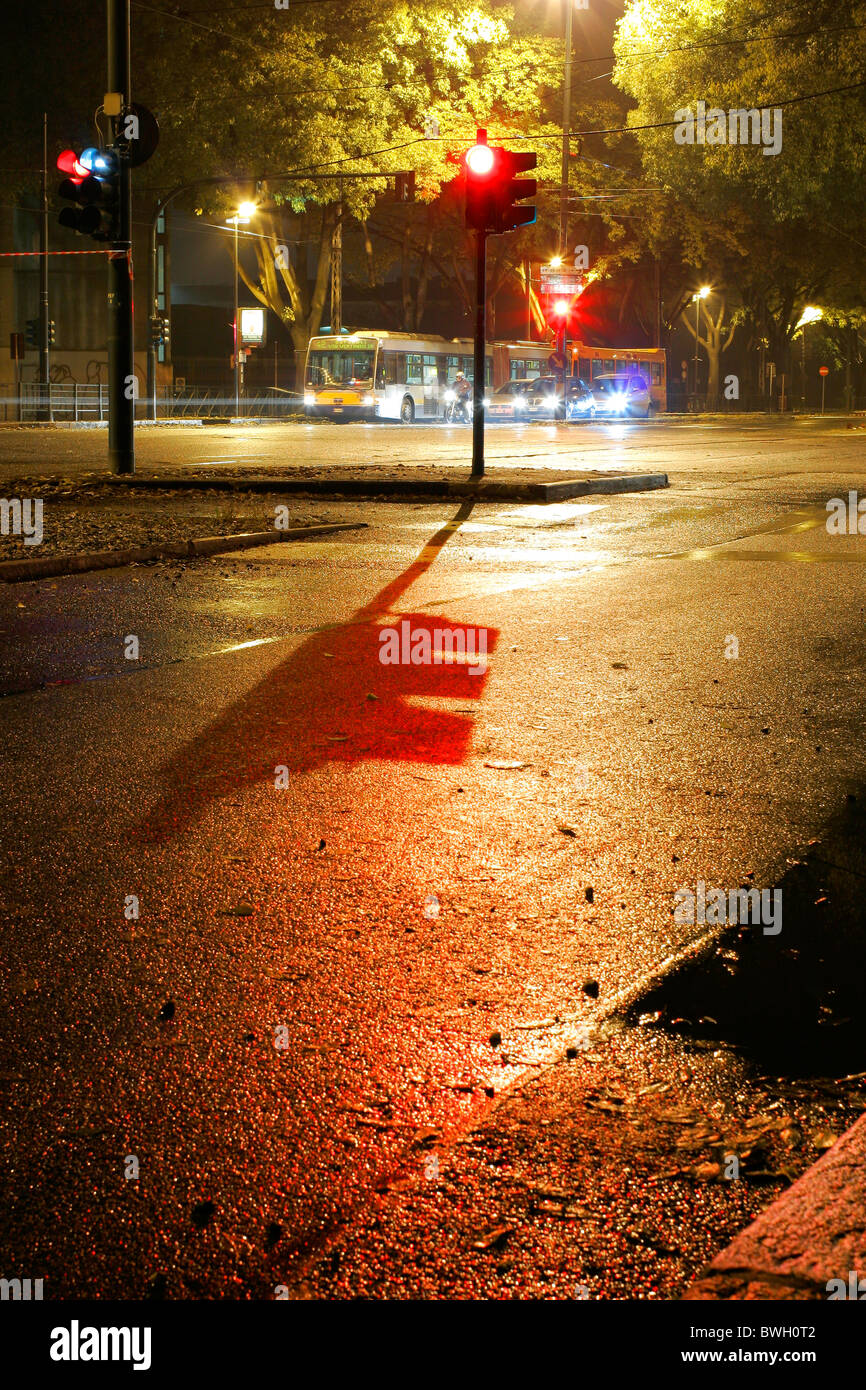 Italian traffic light hi-res stock photography and images - Alamy