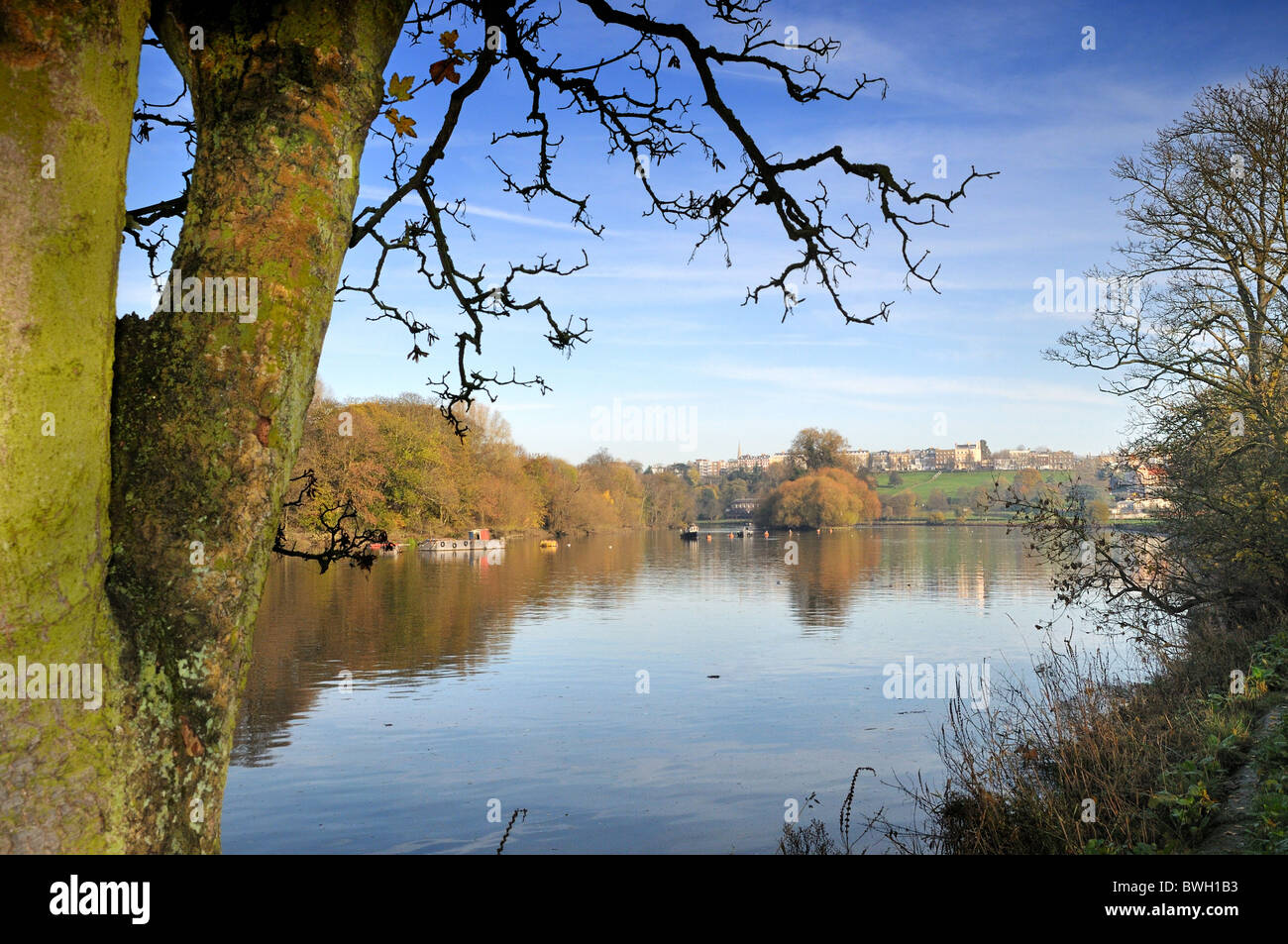 River thames at ham hi-res stock photography and images - Alamy