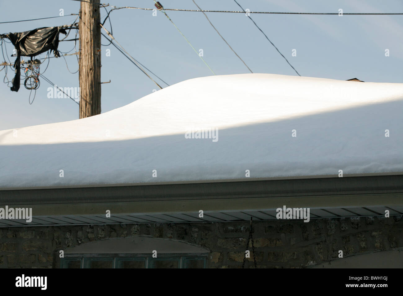 deep snow on garage roof Stock Photo - Alamy