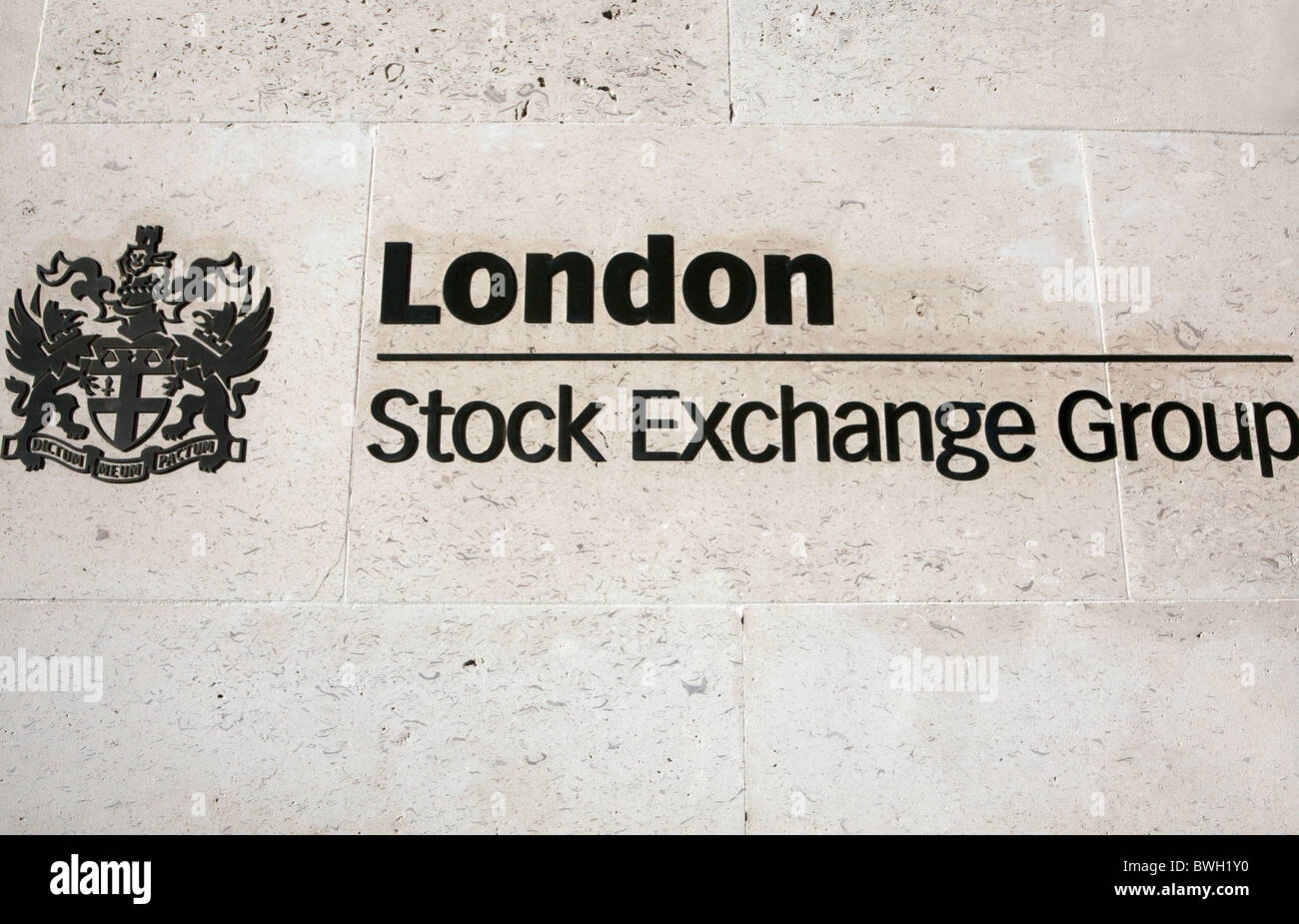 London stock exchange logo hi-res stock photography and images - Alamy