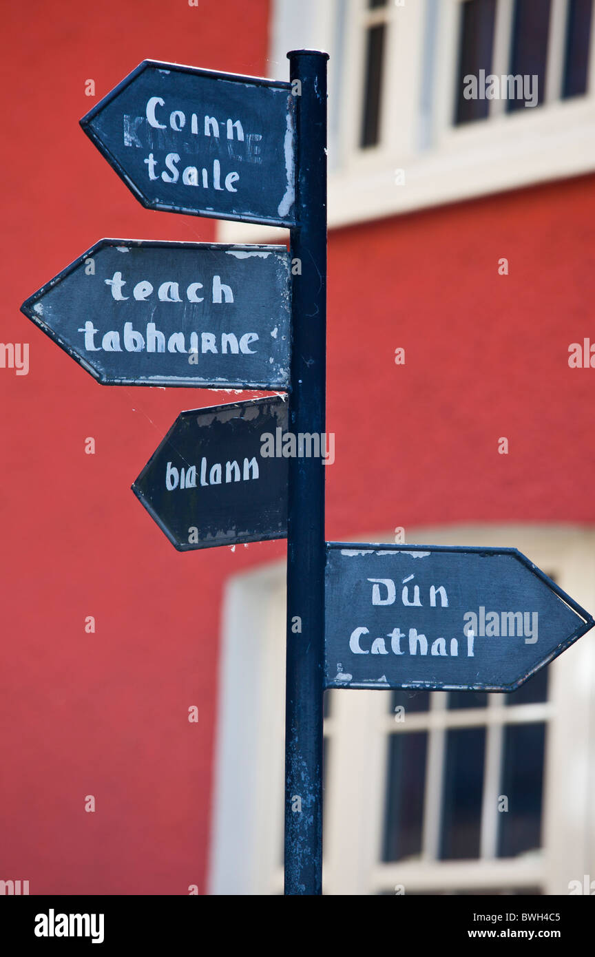 Historic places in ireland hi-res stock photography and images - Alamy