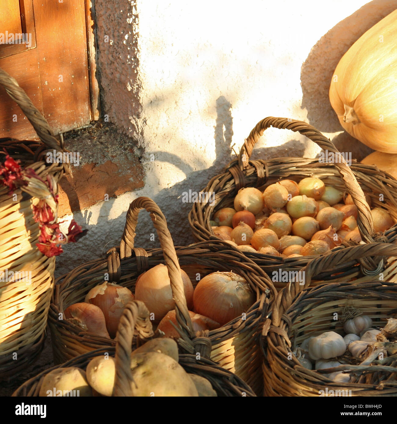 Full baskets hi-res stock photography and images - Alamy
