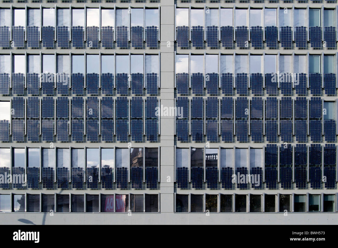 Voltaic hi-res stock photography and images - Alamy
