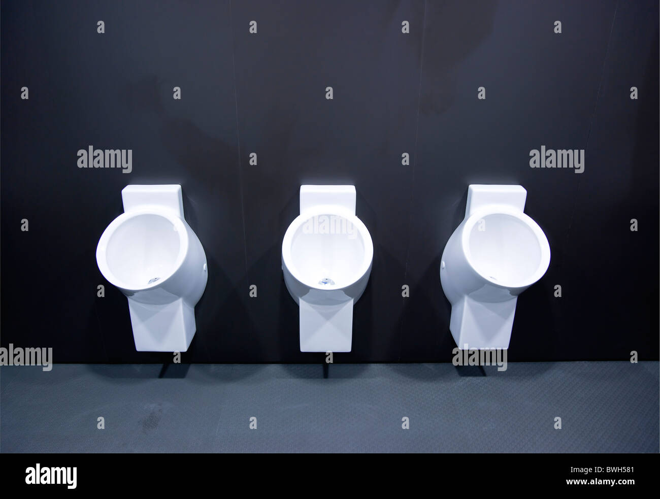 Urinals stadium hi-res stock photography and images - Alamy
