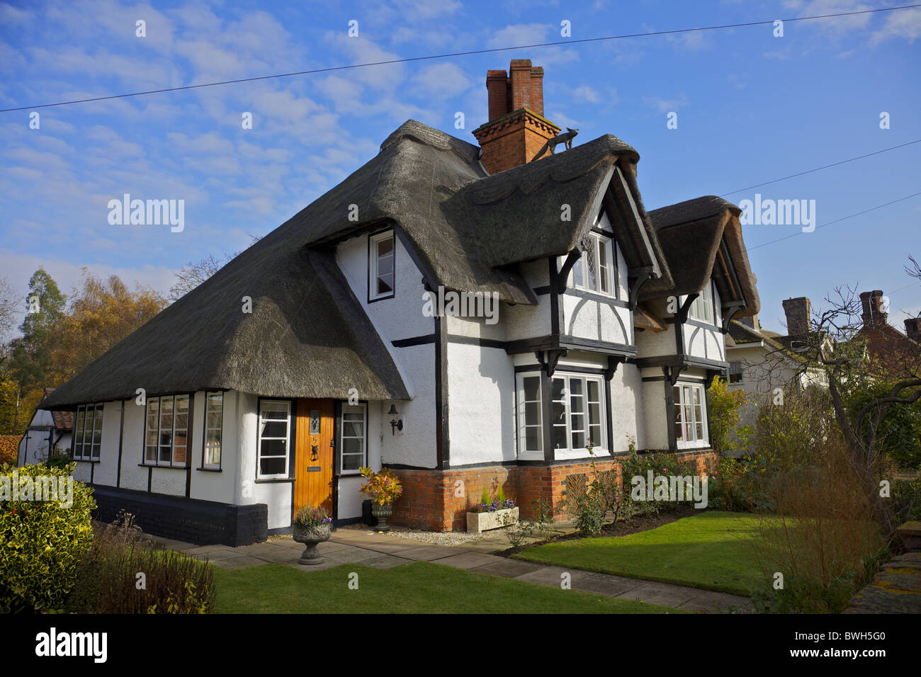 Thached roof house hi-res stock photography and images - Alamy