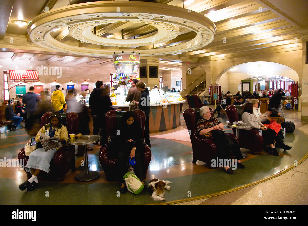 Lower level dining concourse hi-res stock photography and images - Alamy