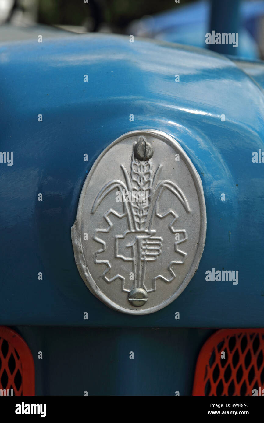 Fordson major diesel tractor hi-res stock photography and images - Alamy