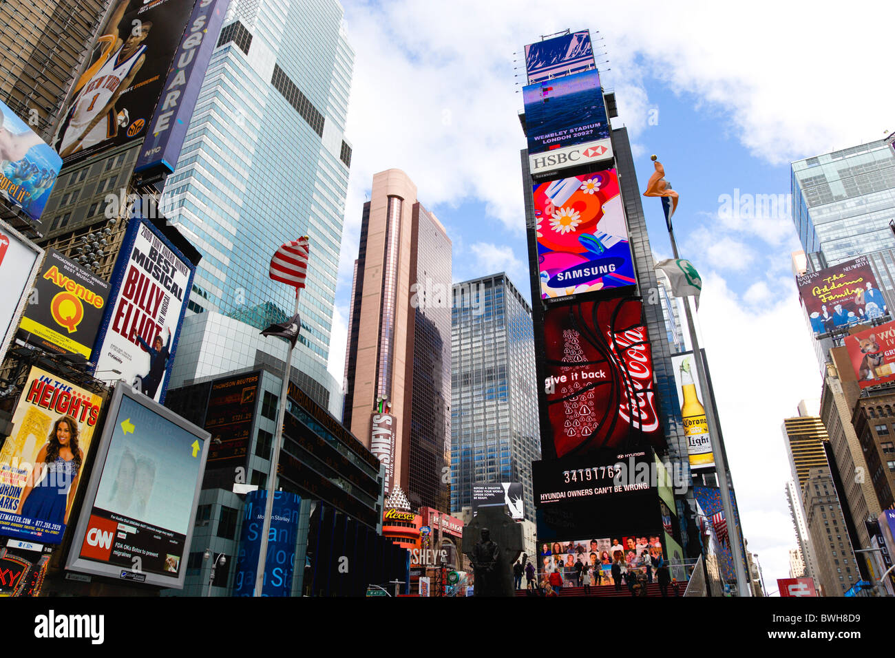 Advertising television building hi-res stock photography and images - Alamy