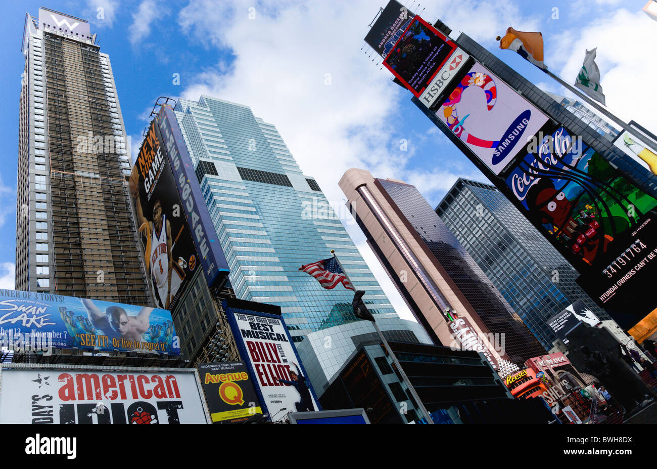 USA New York NYC Manhattan Times Square at the junction of 7th Avenue ...