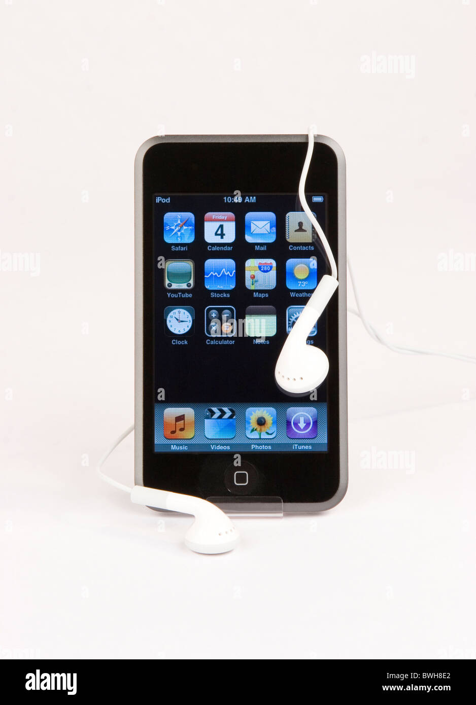 Apple ipod touch hi-res stock photography and images - Alamy