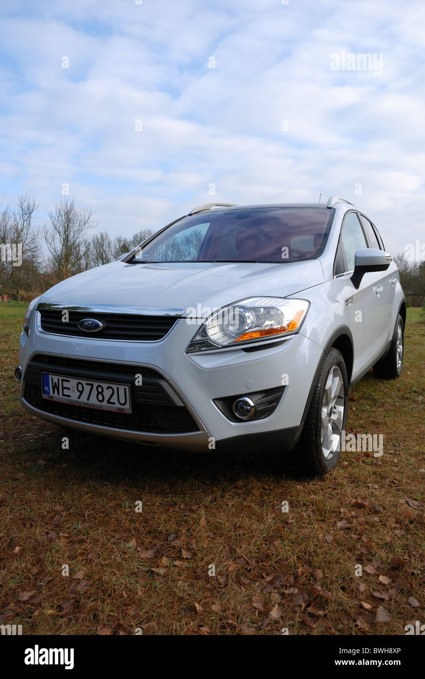 Ford Kuga 2.0 TDCI AWD - 2008 - white pearl metallic - five doors (5D ...
